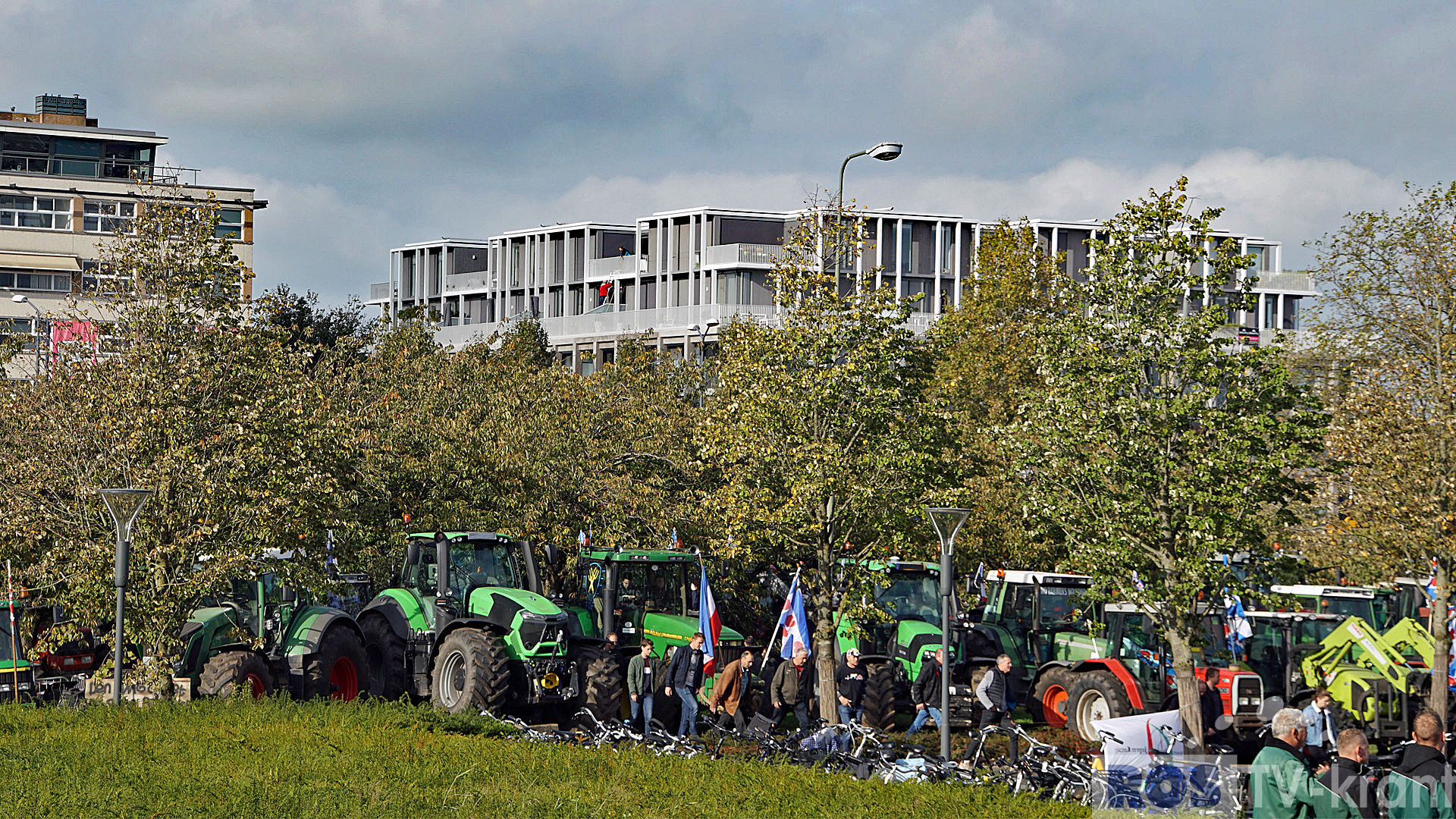 Boeren protest Provinciehuis (7) – TV-krant