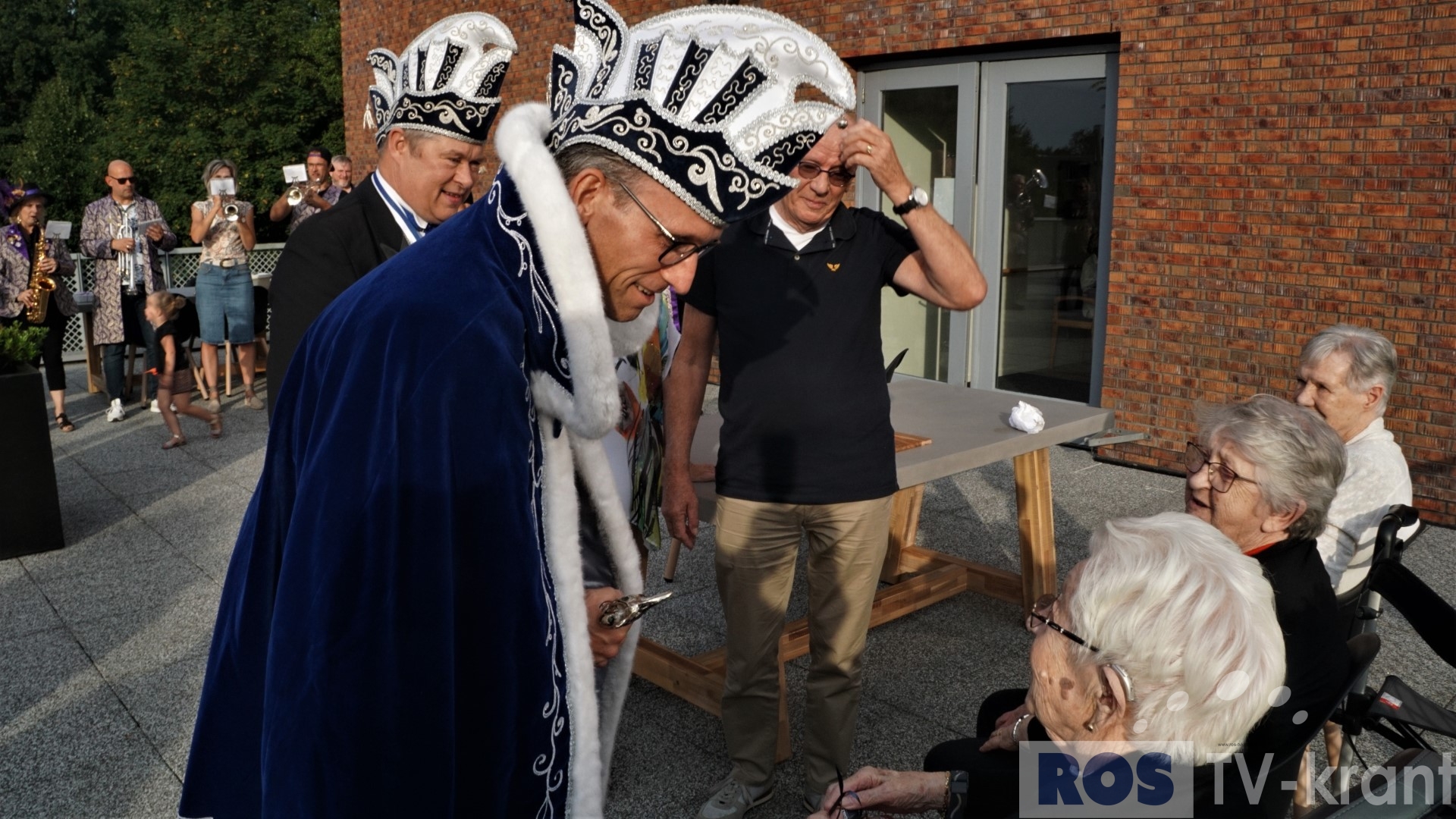 Gouden-Paar-Jo-en-Corrie-Engelen-17.JPG – TV-krant
