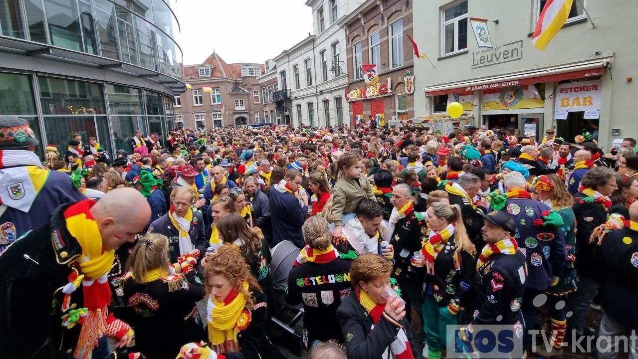Carnaval-Zondag-Oeteldonk-20.jpg – TV-krant