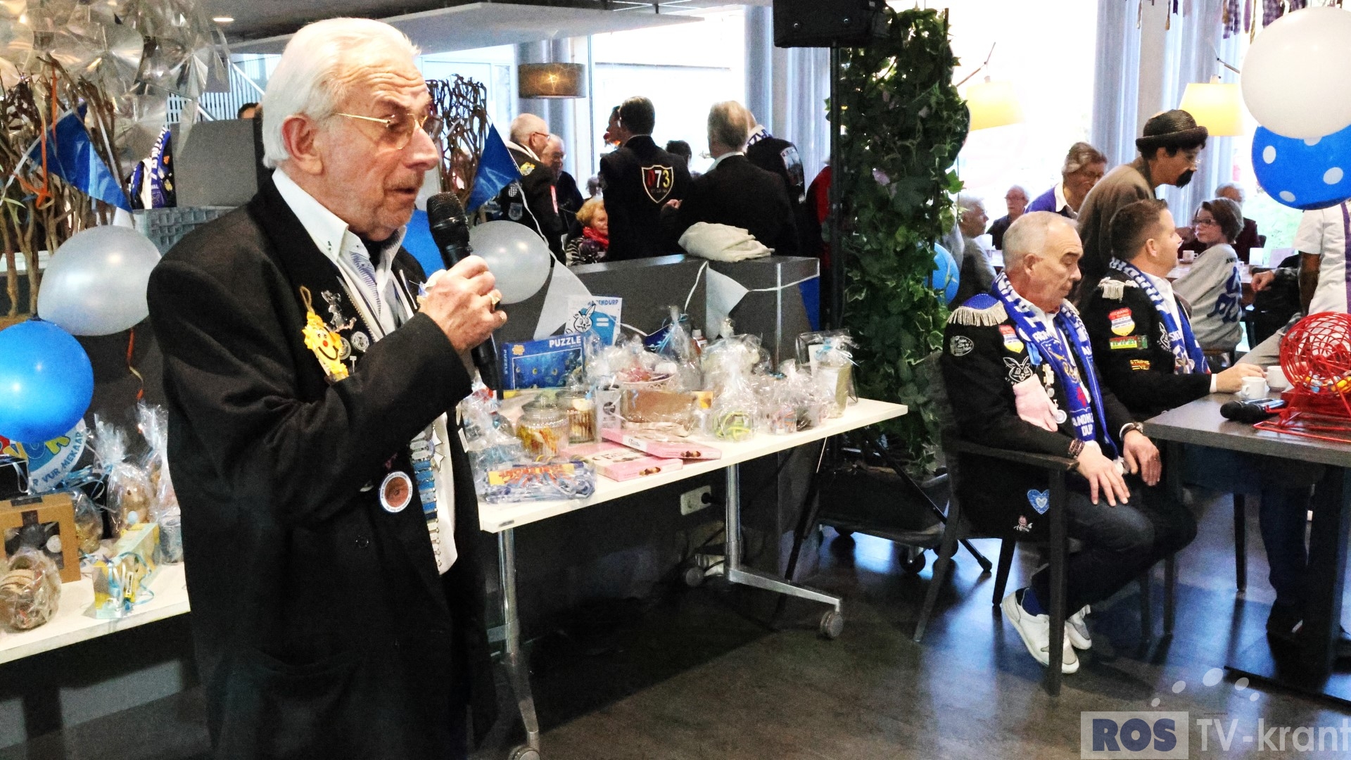 Dur-mekaar-vur-mekaar-op-de-Annenborch-05.JPG – TV-krant