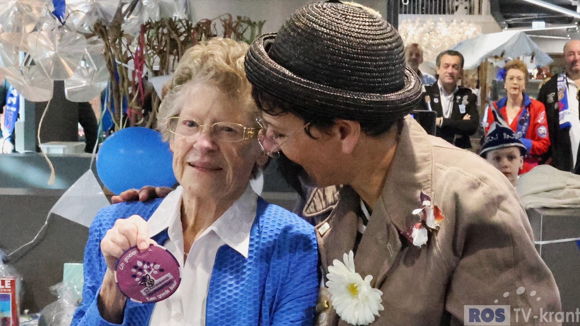 Dur-mekaar-vur-mekaar-op-de-Annenborch-08.JPG – TV-krant