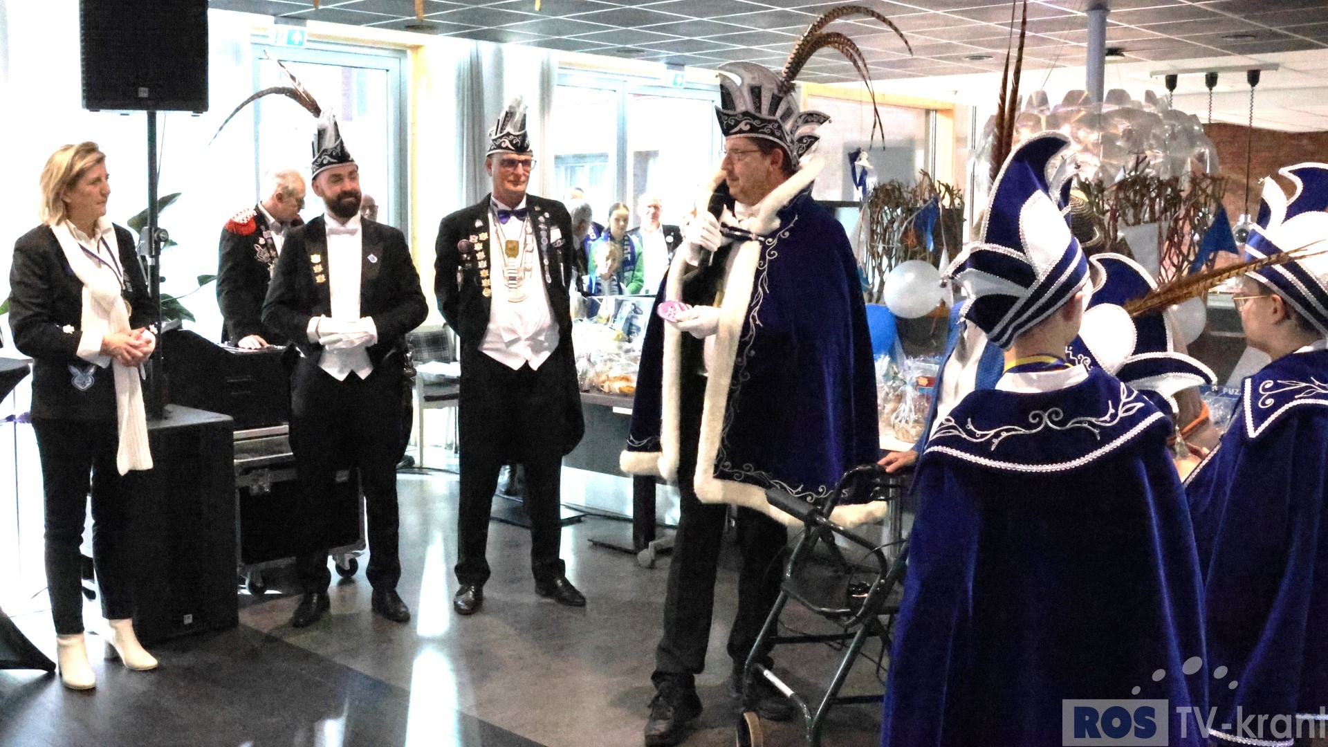 Dur-mekaar-vur-mekaar-op-de-Annenborch-09.JPG – TV-krant