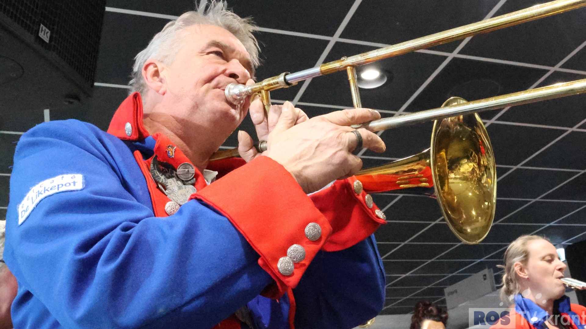 Dur-mekaar-vur-mekaar-op-de-Annenborch-23.JPG – TV-krant