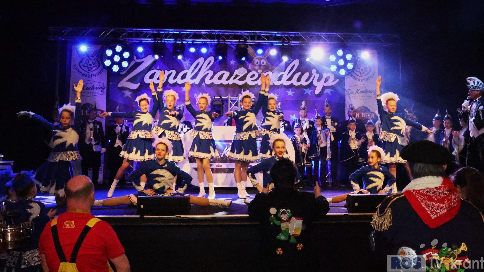 Kansplus-Carnavalsfeest-05.JPG – TV-krant