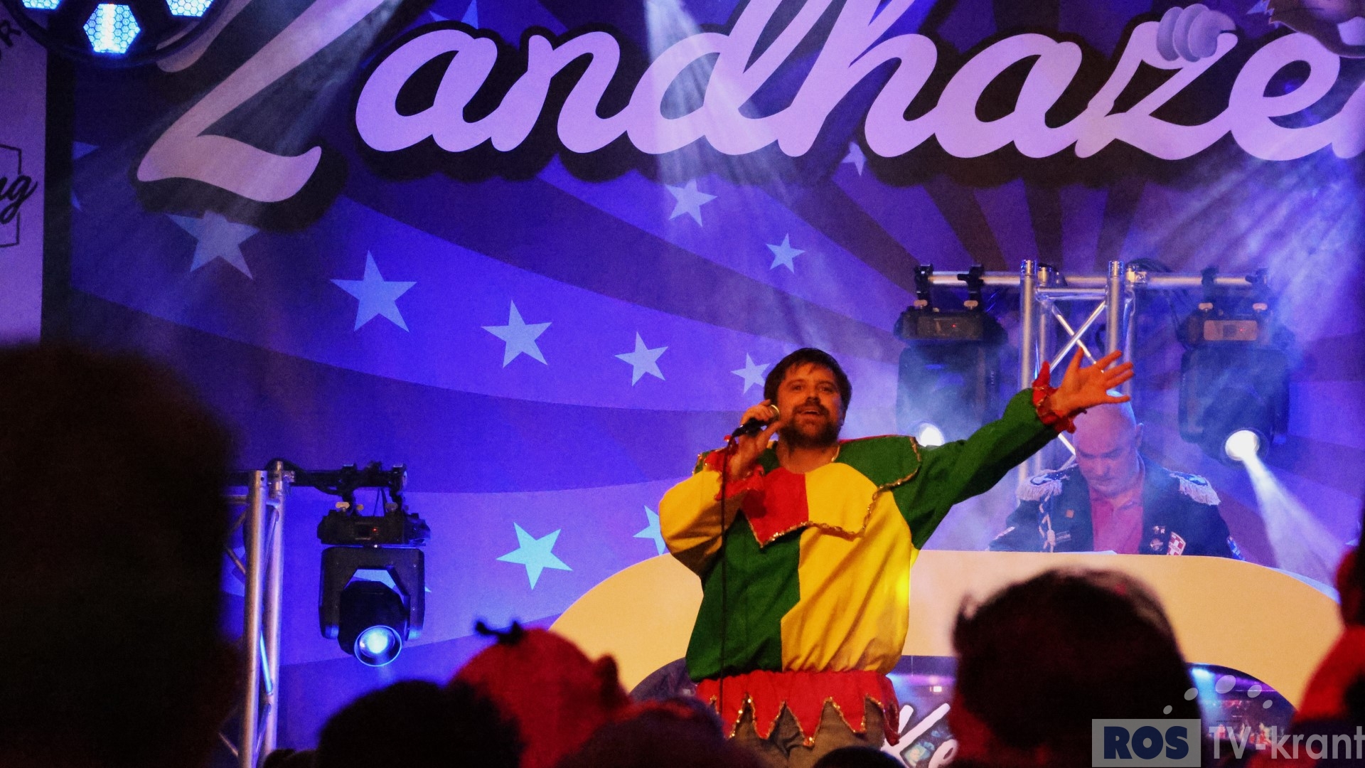 Kansplus-Carnavalsfeest-14.JPG – TV-krant